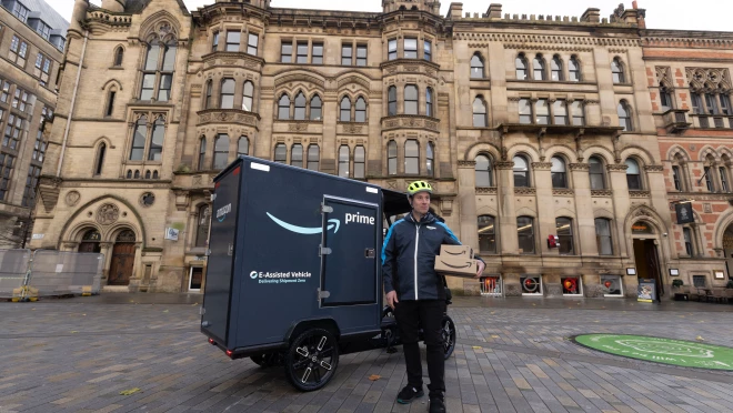 Amazon expands e-cargo bike deliveries in Manchester and London ...